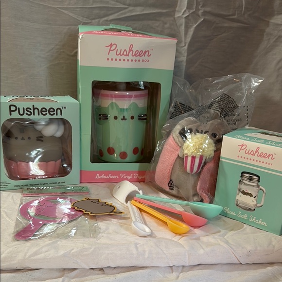 Pusheen | Other | Nib 6p Pusheen Kitchen Set With Cup And Accessories ...